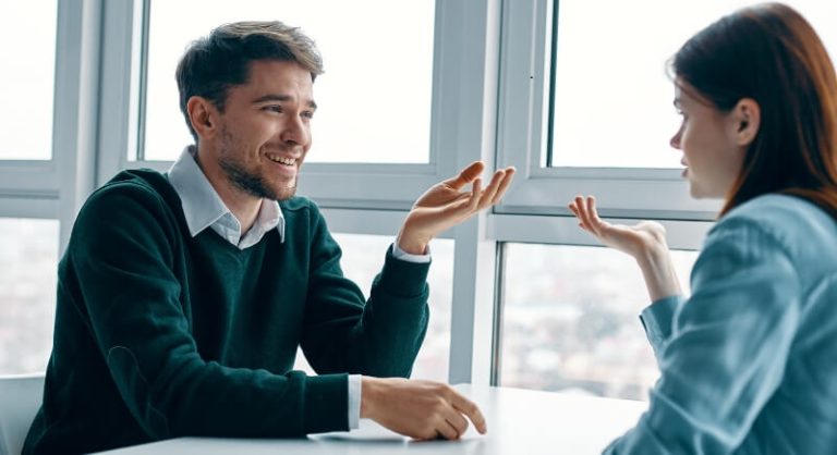 8 Signs Someone Is Pretending to Be Smarter Than They Actually Are ...