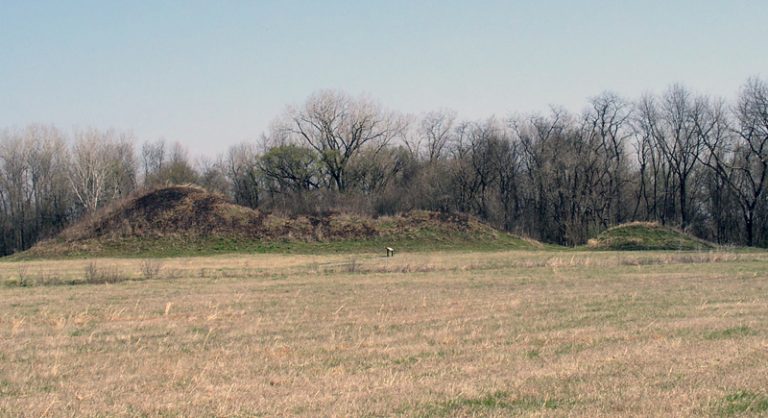 7 Ancient Cities That Once Ruled North America Long Before Maps Were ...