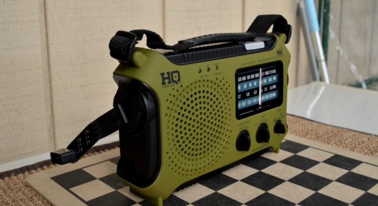 15 Items Everyone Should Have in Case of a Nuclear Emergency - Big Edition