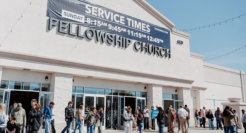 15 Megachurches That Feel More Like Stadiums Than Sanctuaries - Big Edition