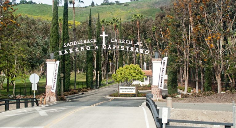 15 Megachurches That Feel More Like Stadiums Than Sanctuaries - Big Edition